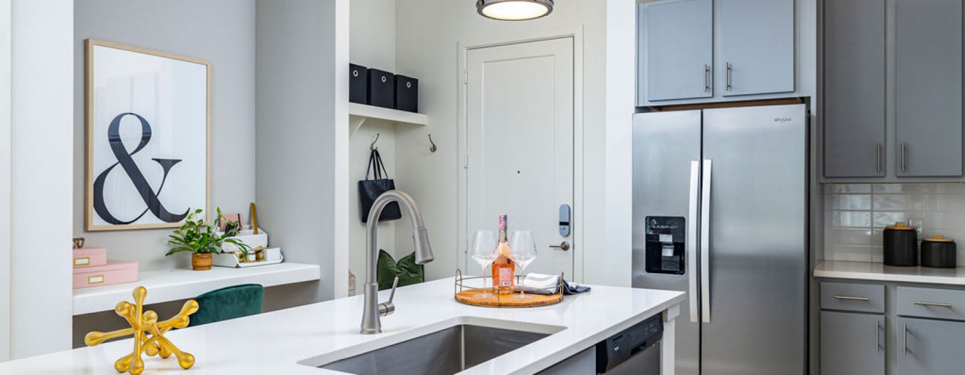 Studio-3 Bedroom Orlando Apartments | Legacy Universal Apartments